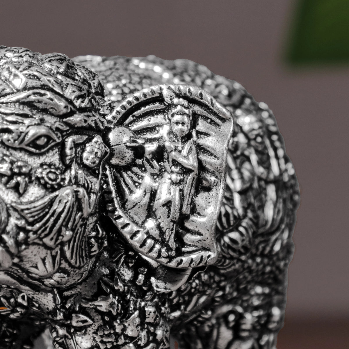 Engraved Elephant Idol – The Divine Tales